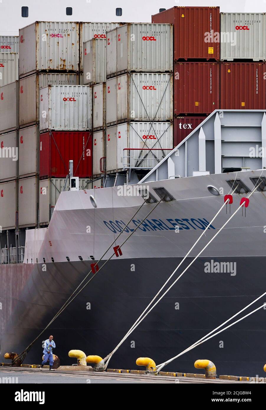 Japanese container ship hi-res stock photography and images - Alamy