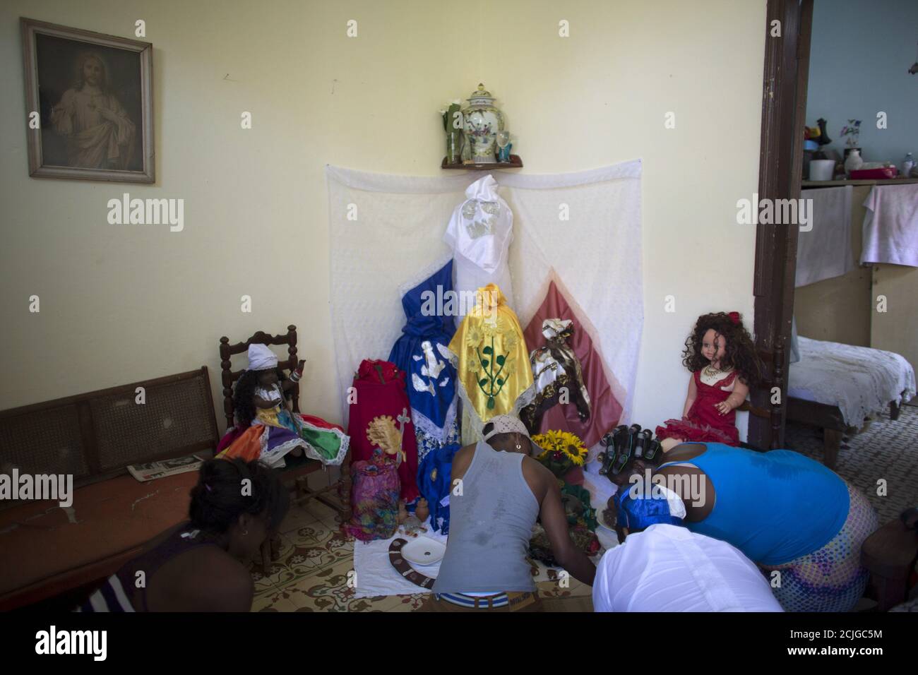 Santeria cuba ritual hi-res stock photography and images - Alamy