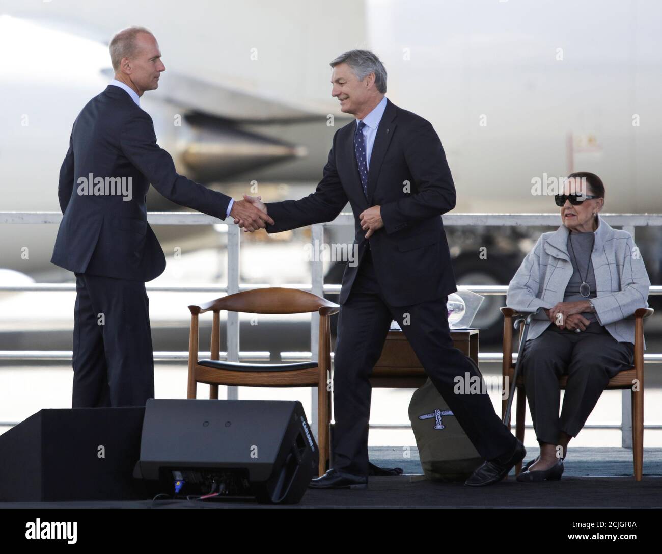 Ray conner boeing commercial airplanes hi-res stock photography and ...