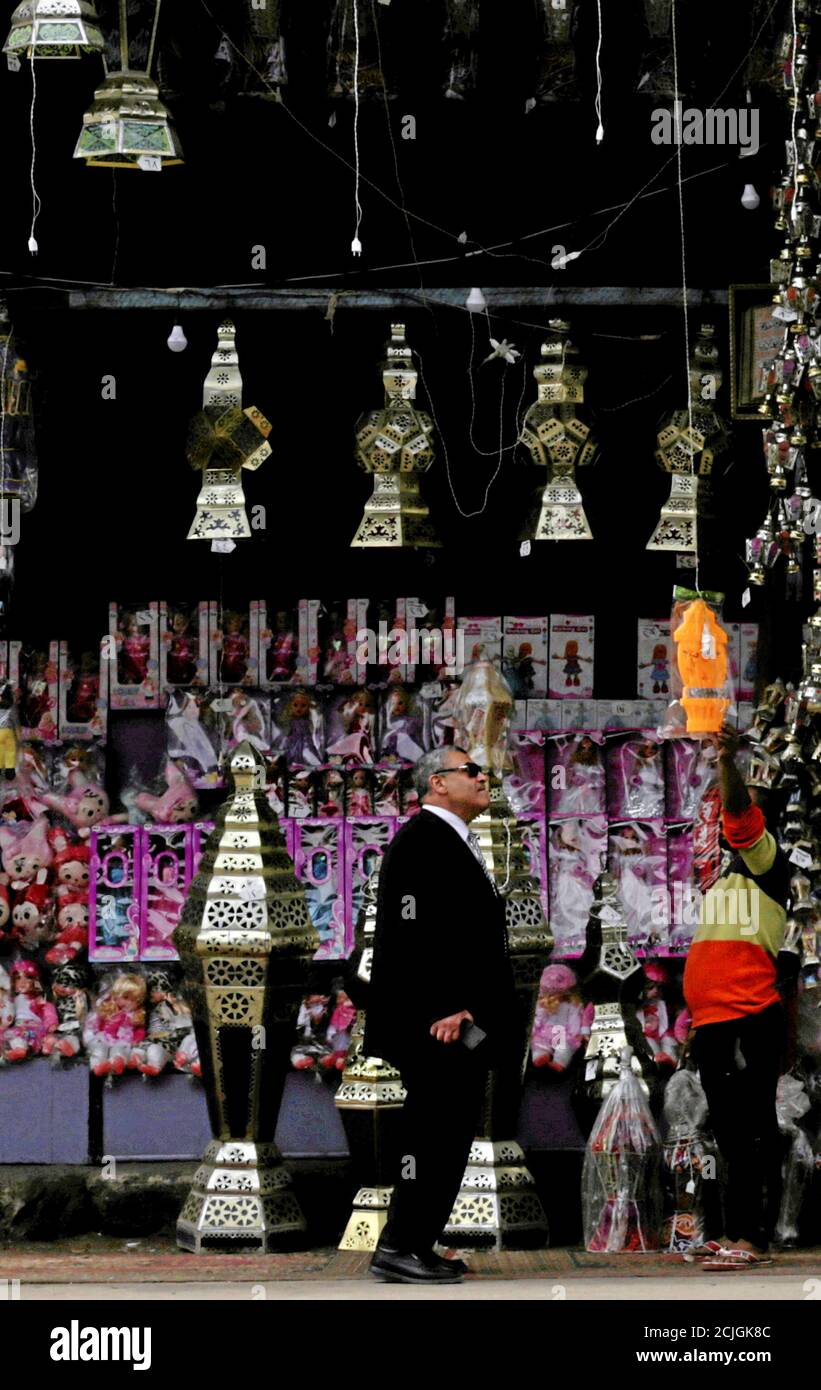 Fanous High Resolution Stock Photography and Images - Alamy