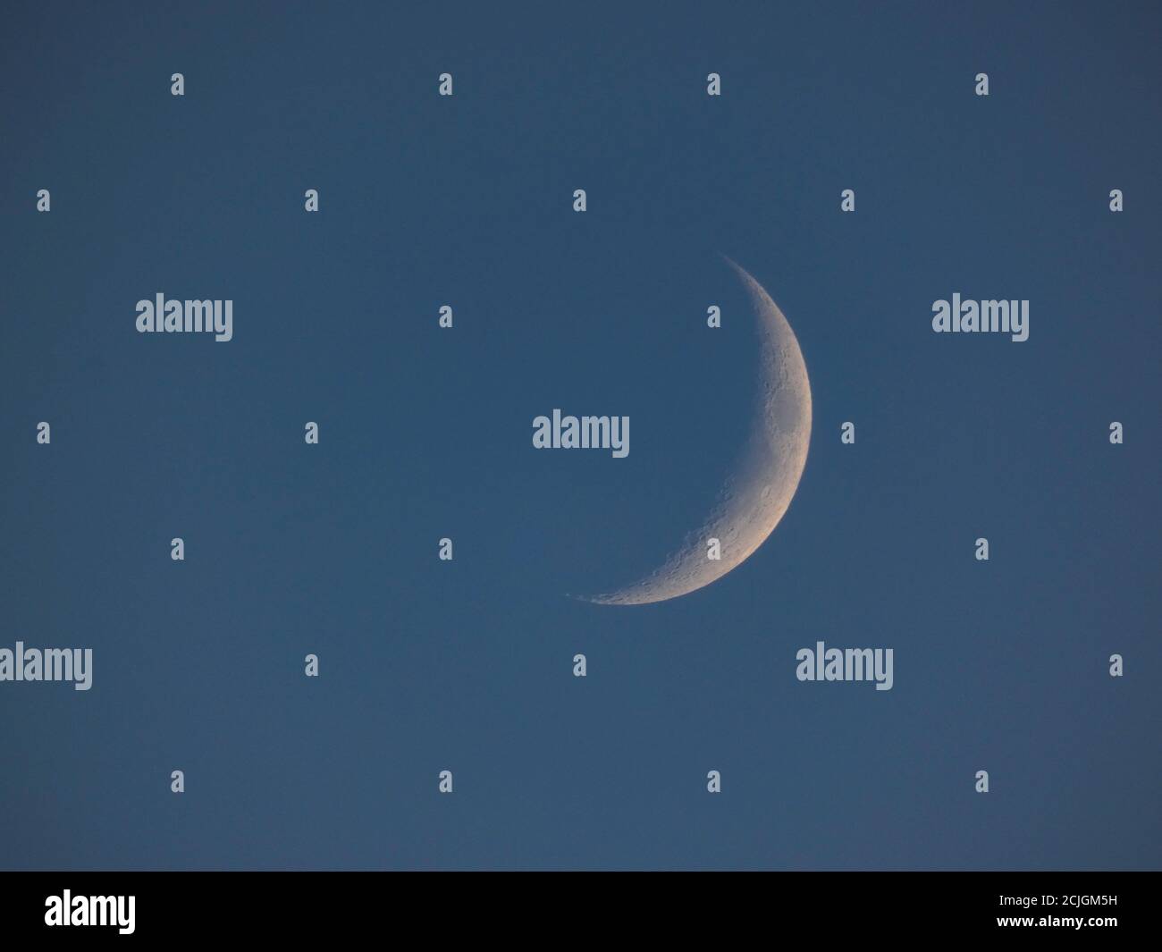 Moonrise moon phase crescent lunar hi-res stock photography and images ...