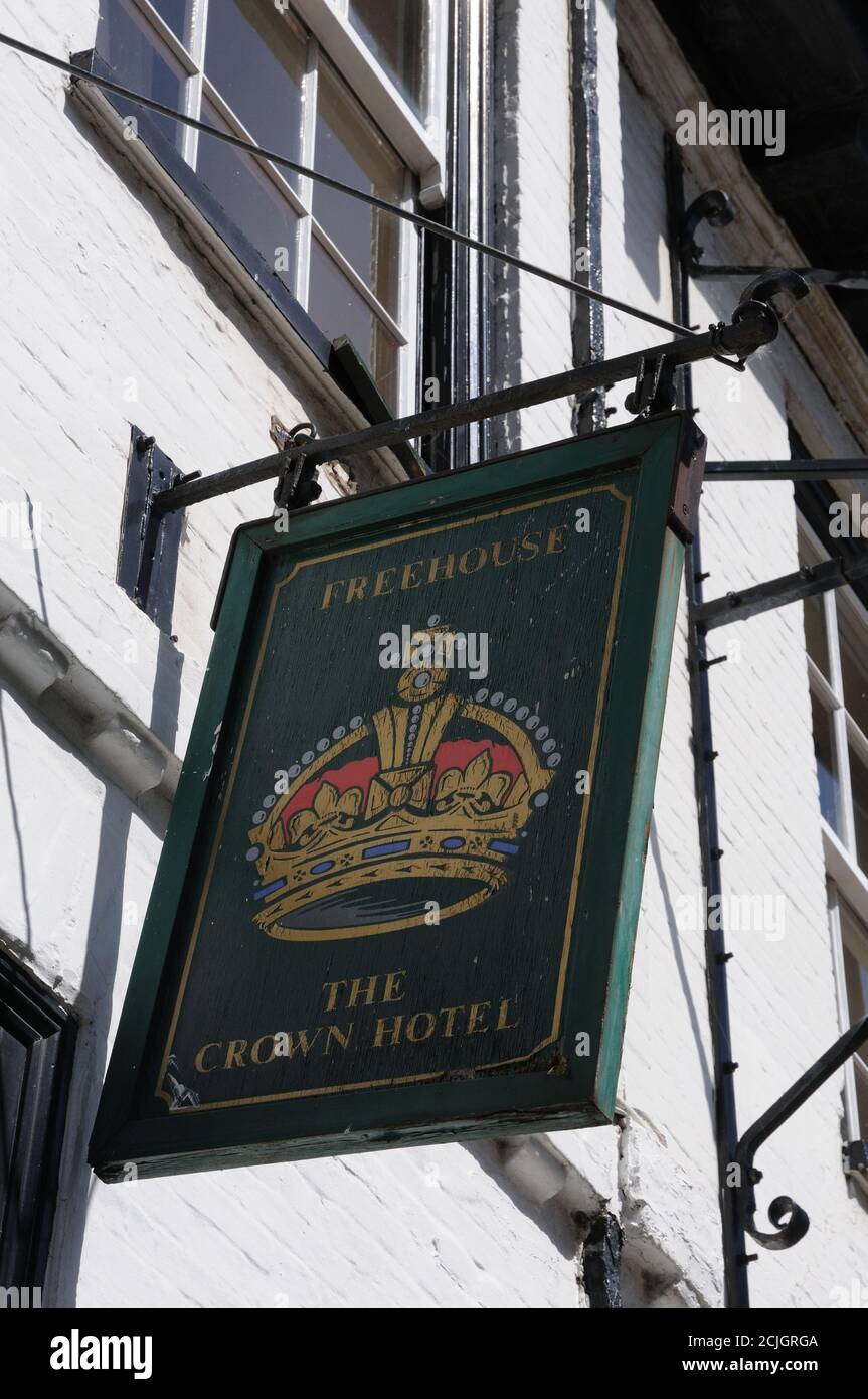 Crown hotel downham market hi-res stock photography and images - Alamy