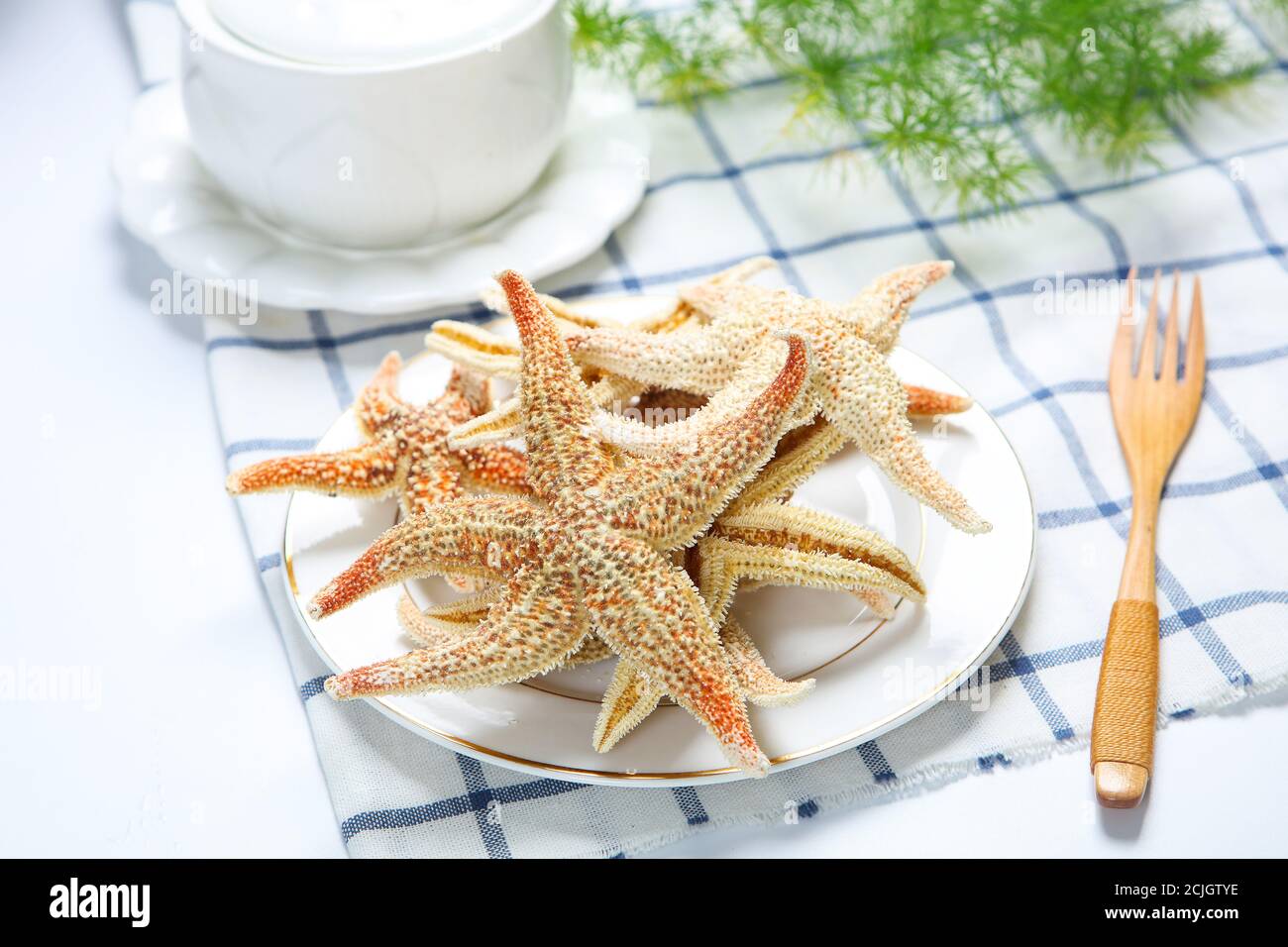 Starfish dry hi-res stock photography and images - Alamy