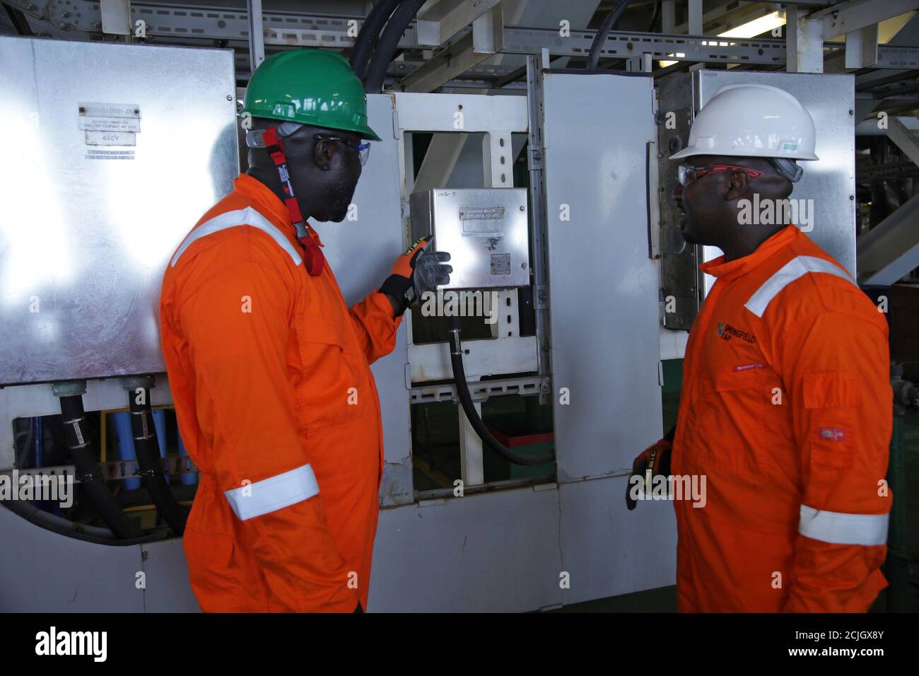 Ghana oil rig hi-res stock photography and images - Alamy