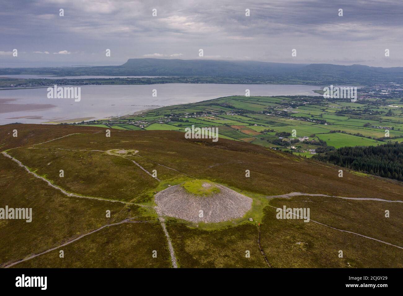 Queen maeve’s tomb, county sligo hi-res stock photography and images ...