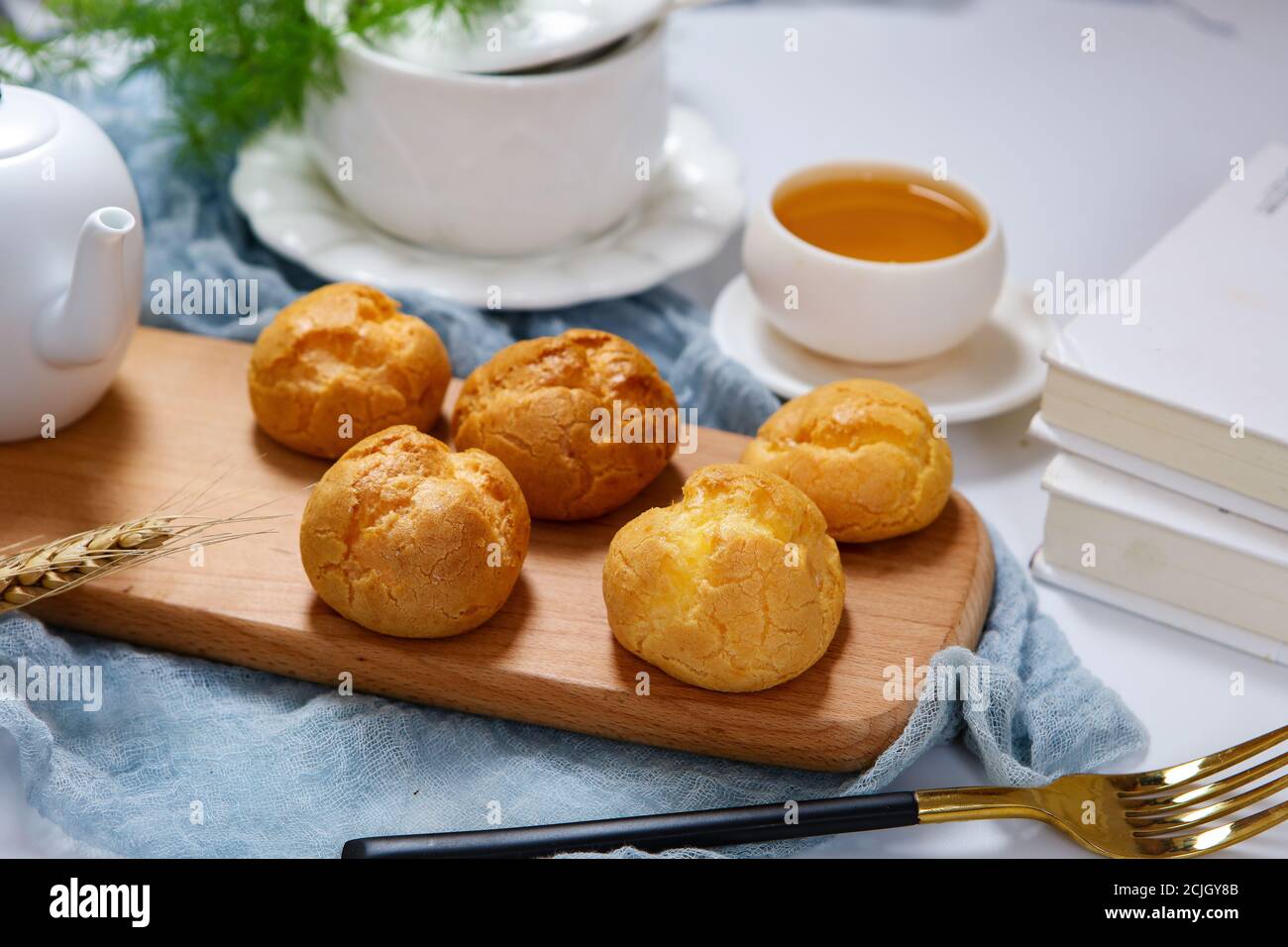 Puff delicious afternoon tea Stock Photo - Alamy
