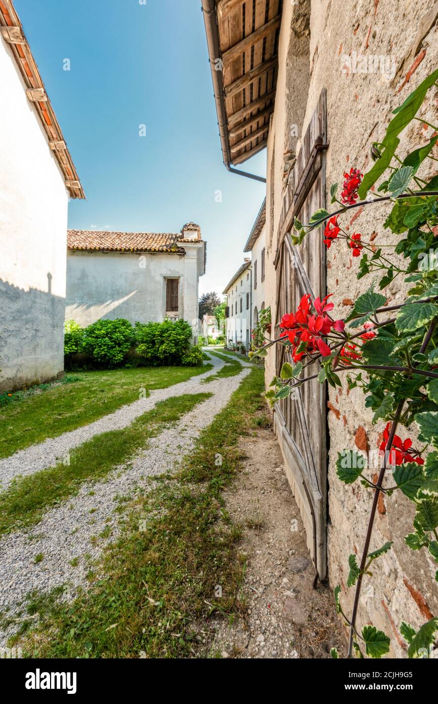 Grum hi-res stock photography and images - Alamy