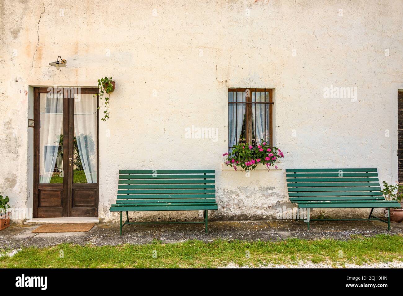 Grum hi-res stock photography and images - Alamy