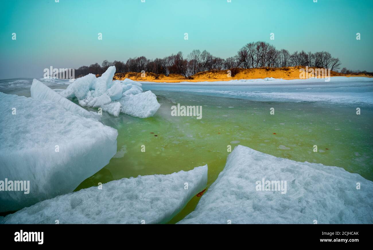 Lake xingkai hi-res stock photography and images - Alamy