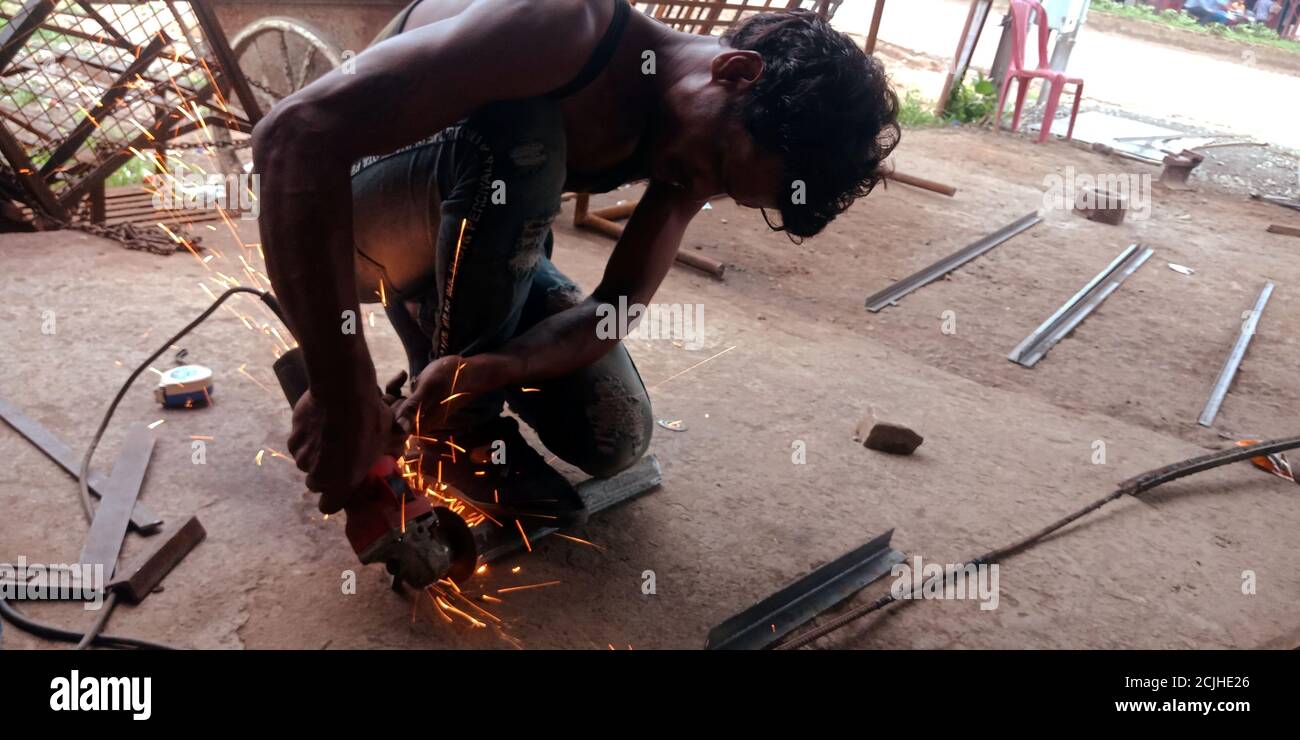 Poor welding hi-res stock photography and images - Alamy