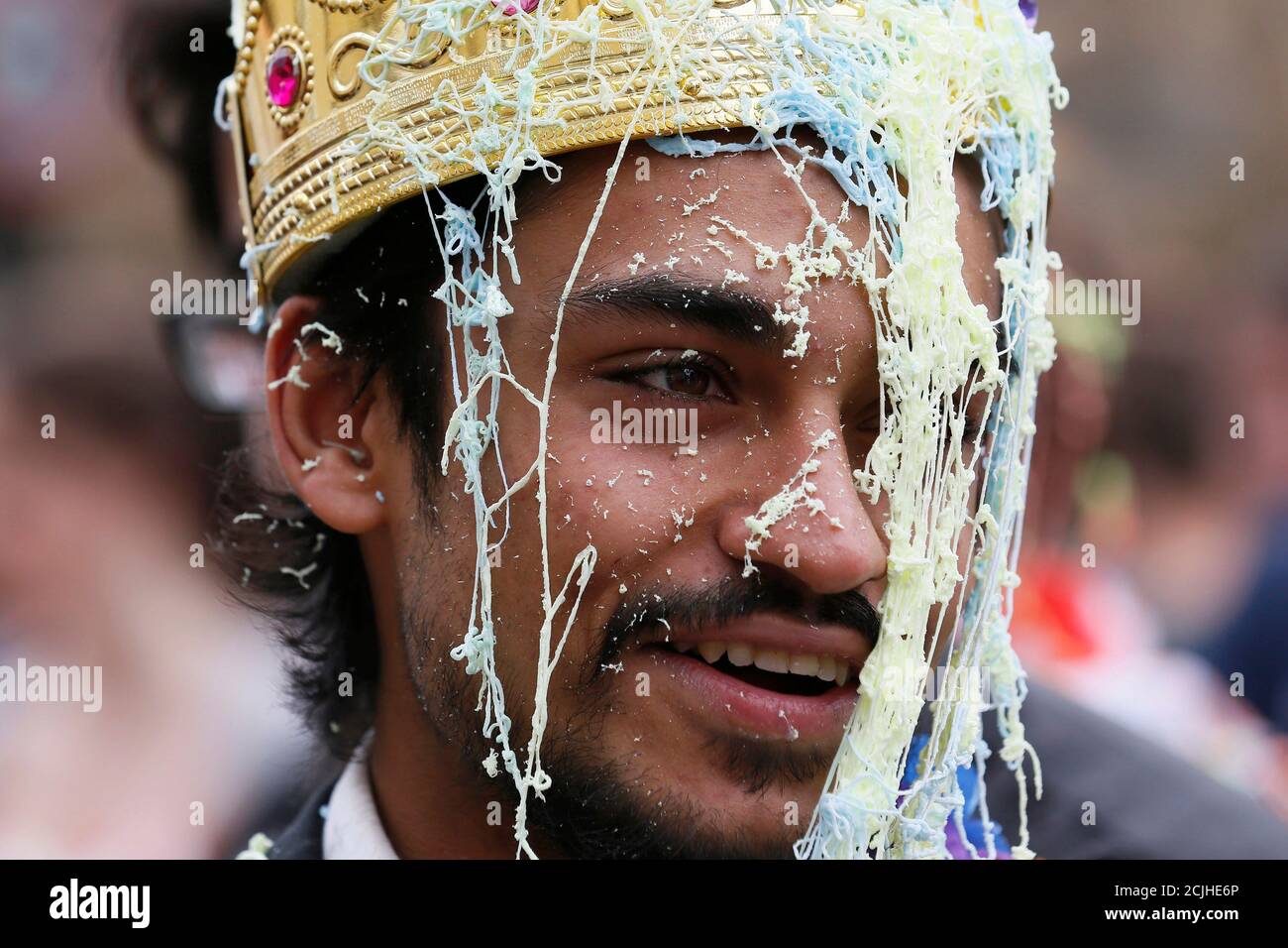 Trashing hi-res stock photography and images - Alamy