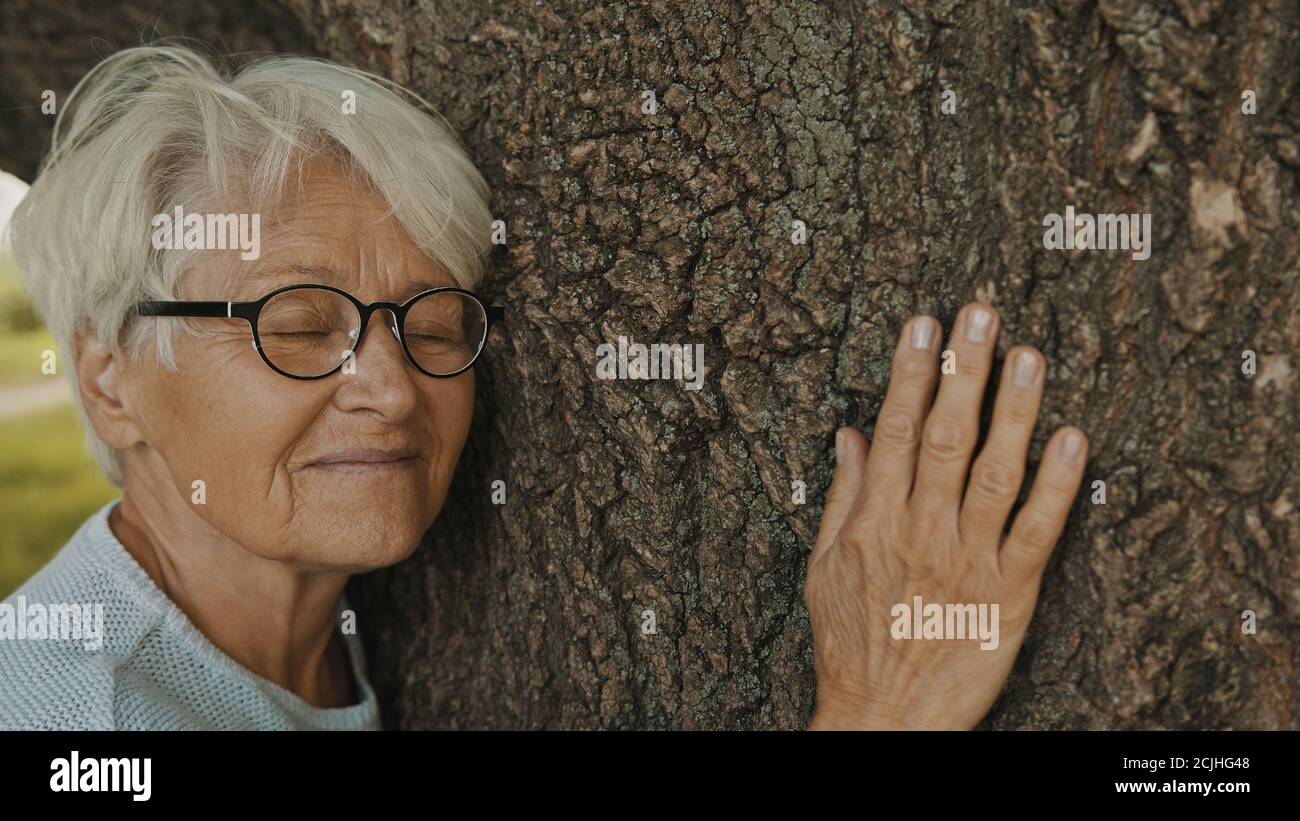 Reconnect people hi-res stock photography and images - Alamy