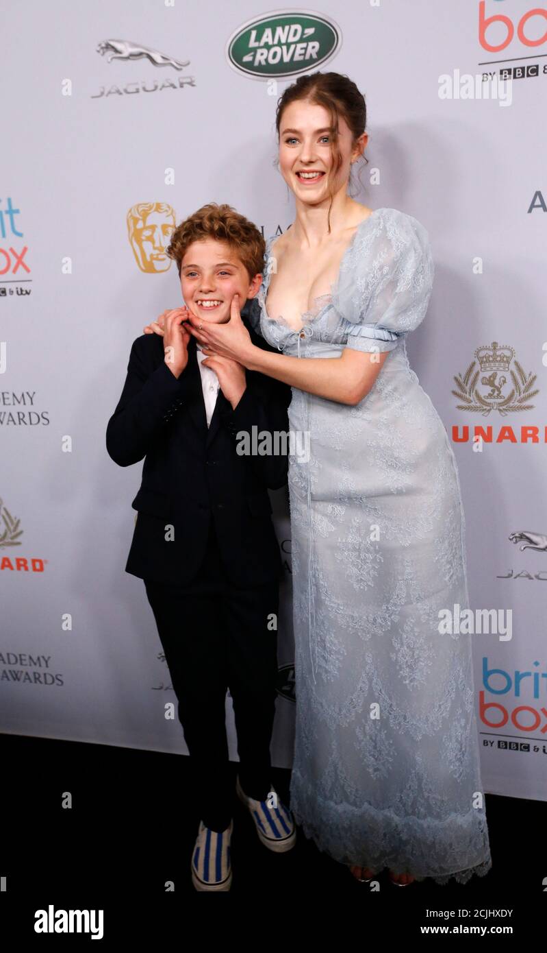 Roman griffin davis thomasin mckenzie hi-res stock photography and ...