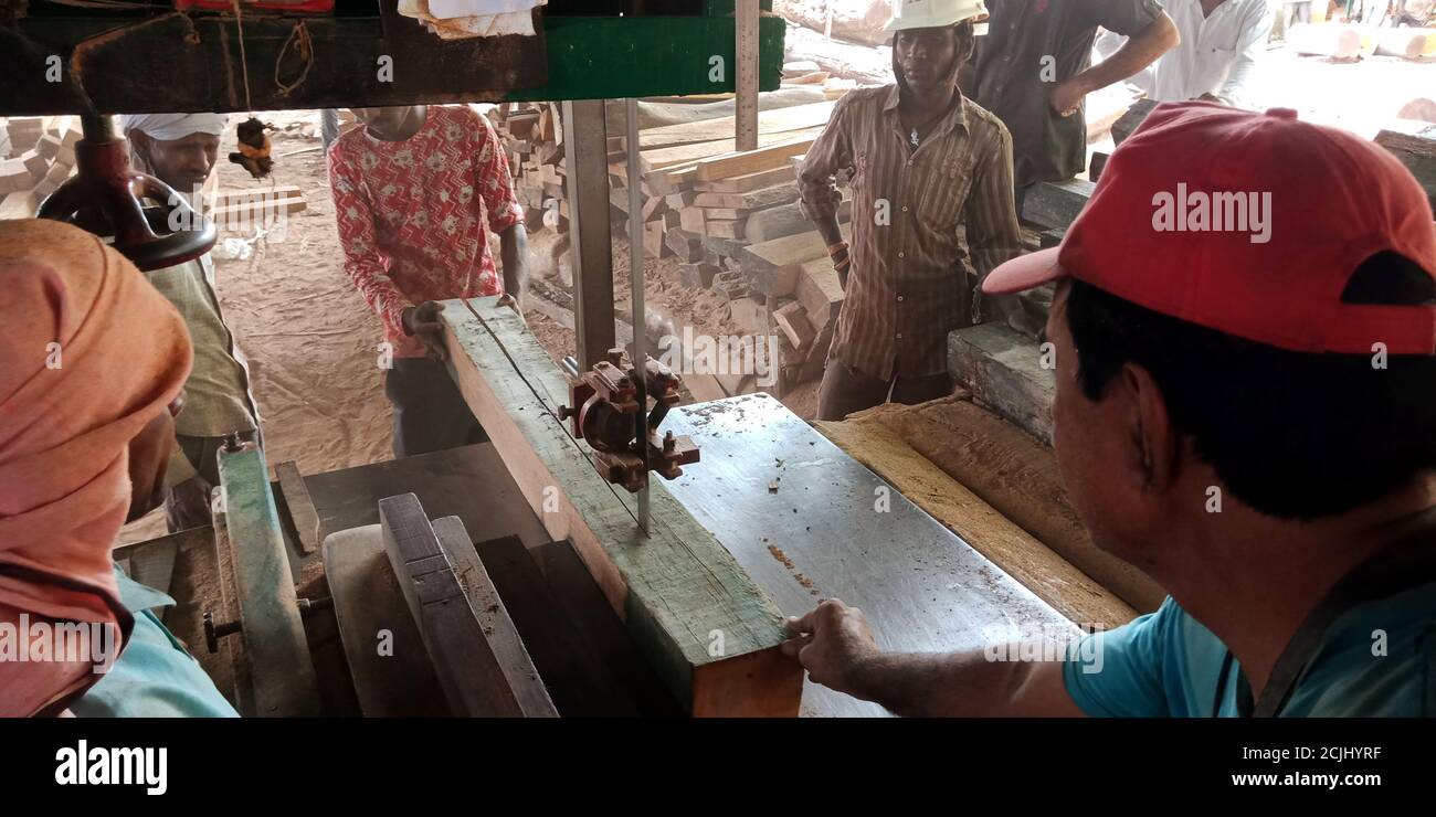 Indian Sawmill High Resolution Stock Photography and Images - Alamy