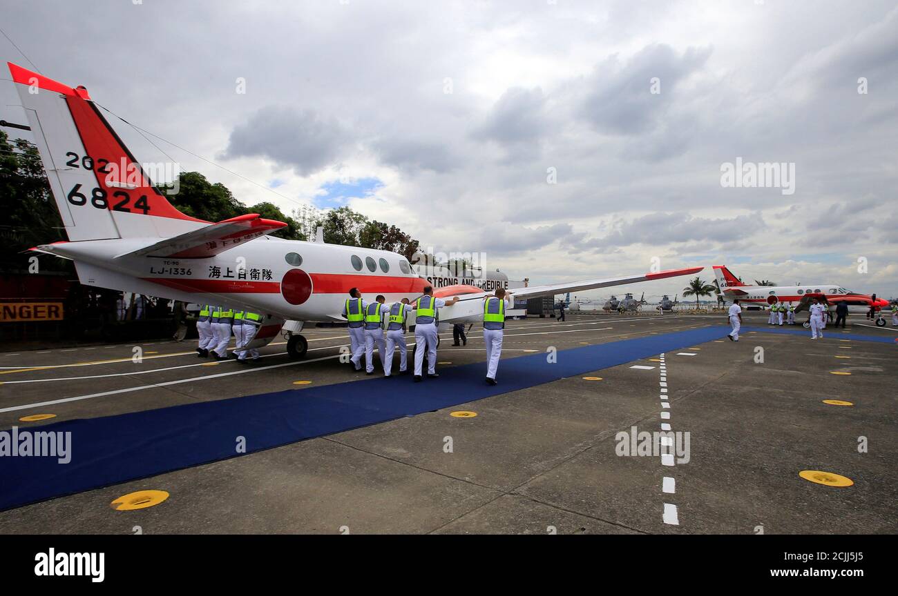 Philippine navy was one hi-res stock photography and images - Alamy