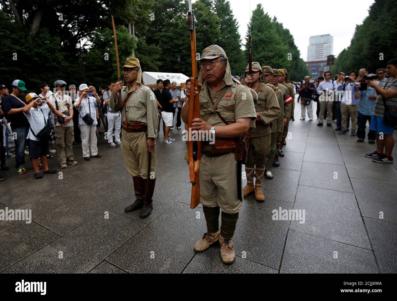 Japan the imperial shrine of yasukuni hi-res stock photography and ...