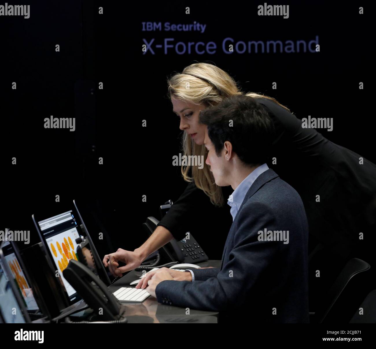 Employees participate hi-res stock photography and images - Alamy