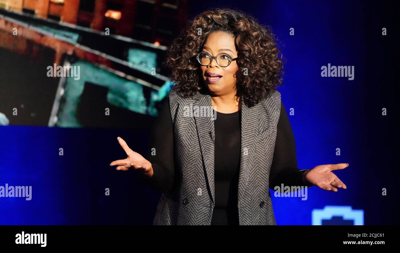 The oprah winfrey show stage hi-res stock photography and images - Alamy