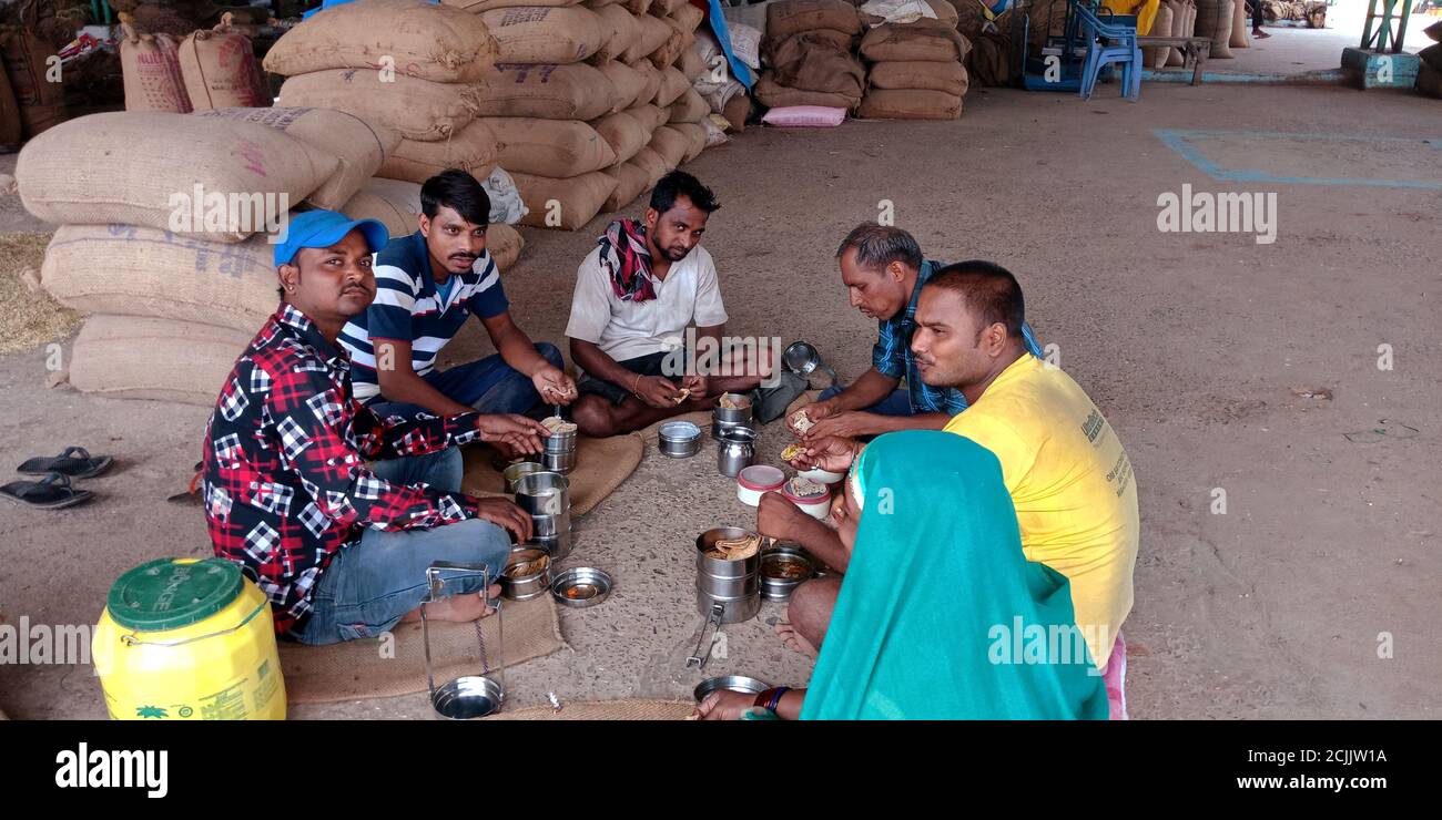 Food corporation of india hi-res stock photography and images - Alamy