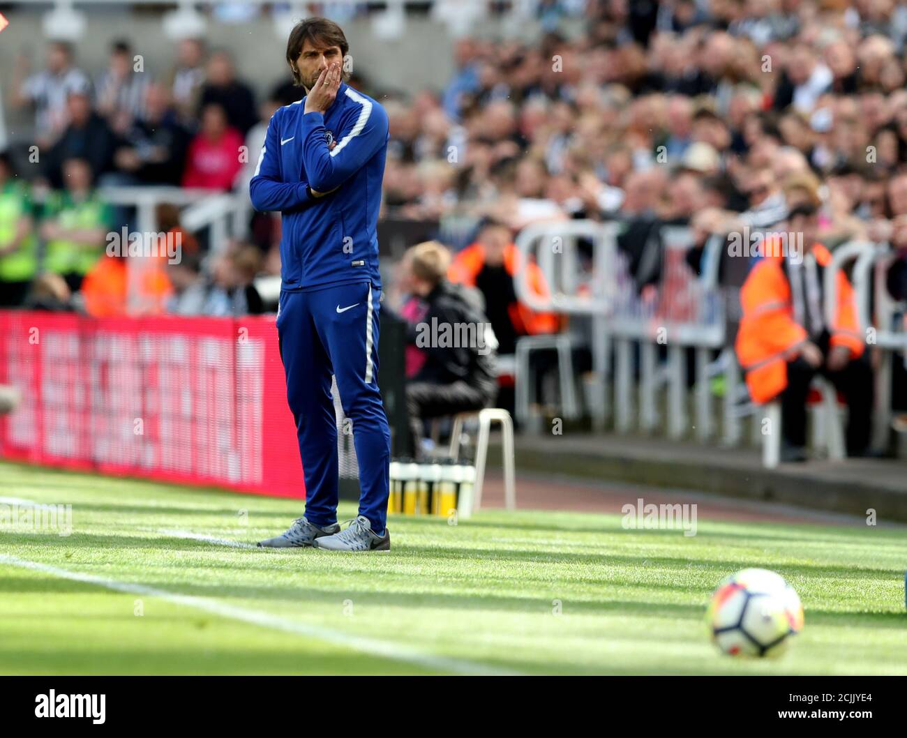 James conte hi-res stock photography and images - Alamy