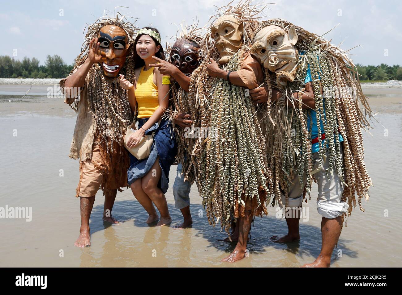 Mah Meri High Resolution Stock Photography and Images - Alamy