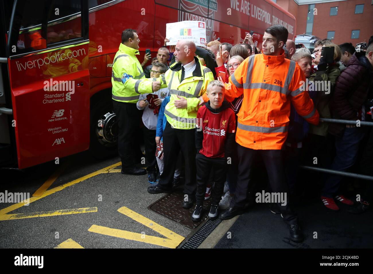 Liverpool bus lane hi-res stock photography and images - Alamy