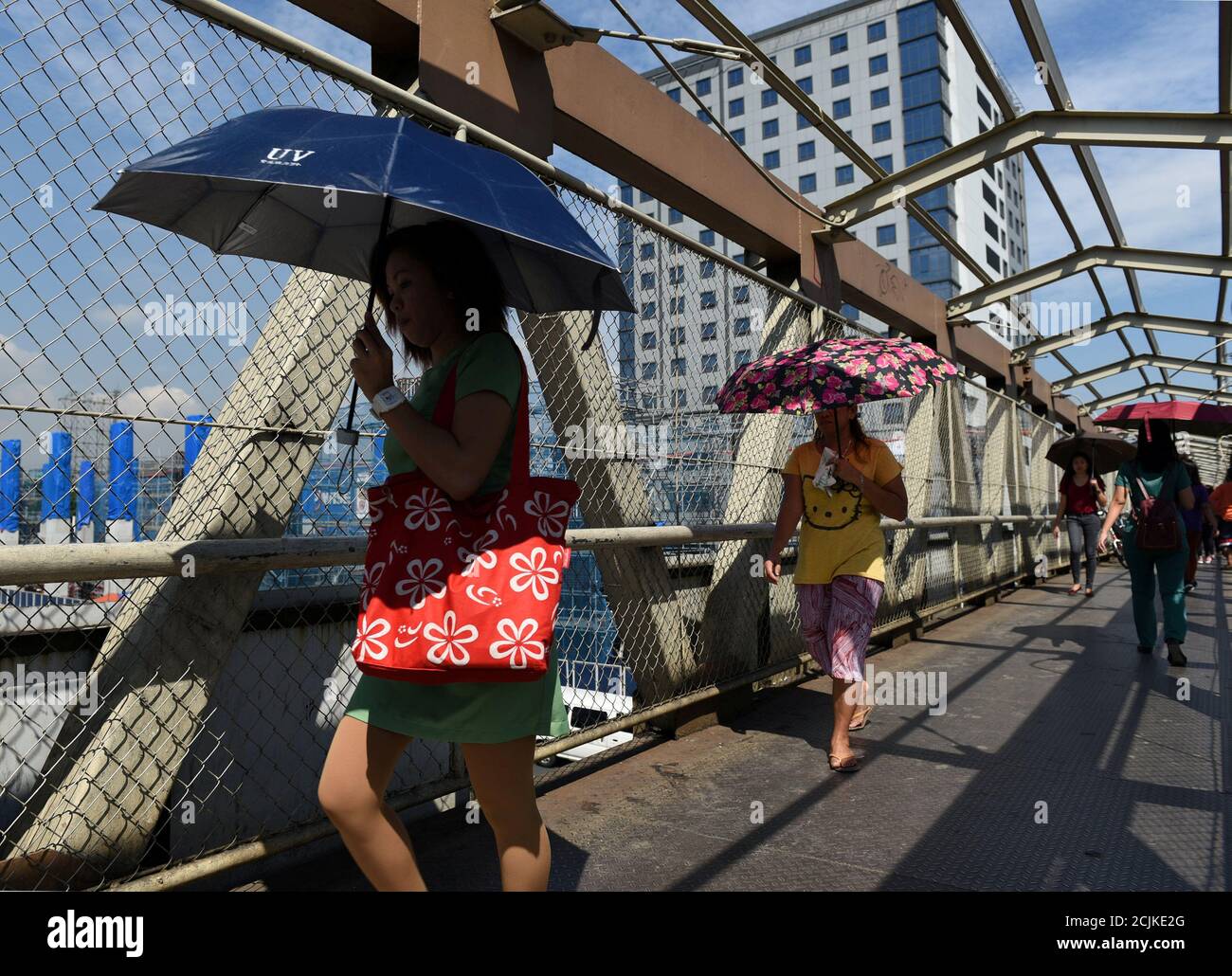 Commonwealth avenue manila hi-res stock photography and images - Alamy