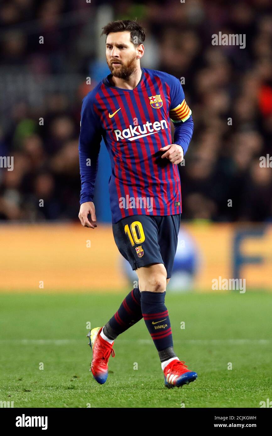 Lionel messi action images hi-res stock photography and images - Alamy
