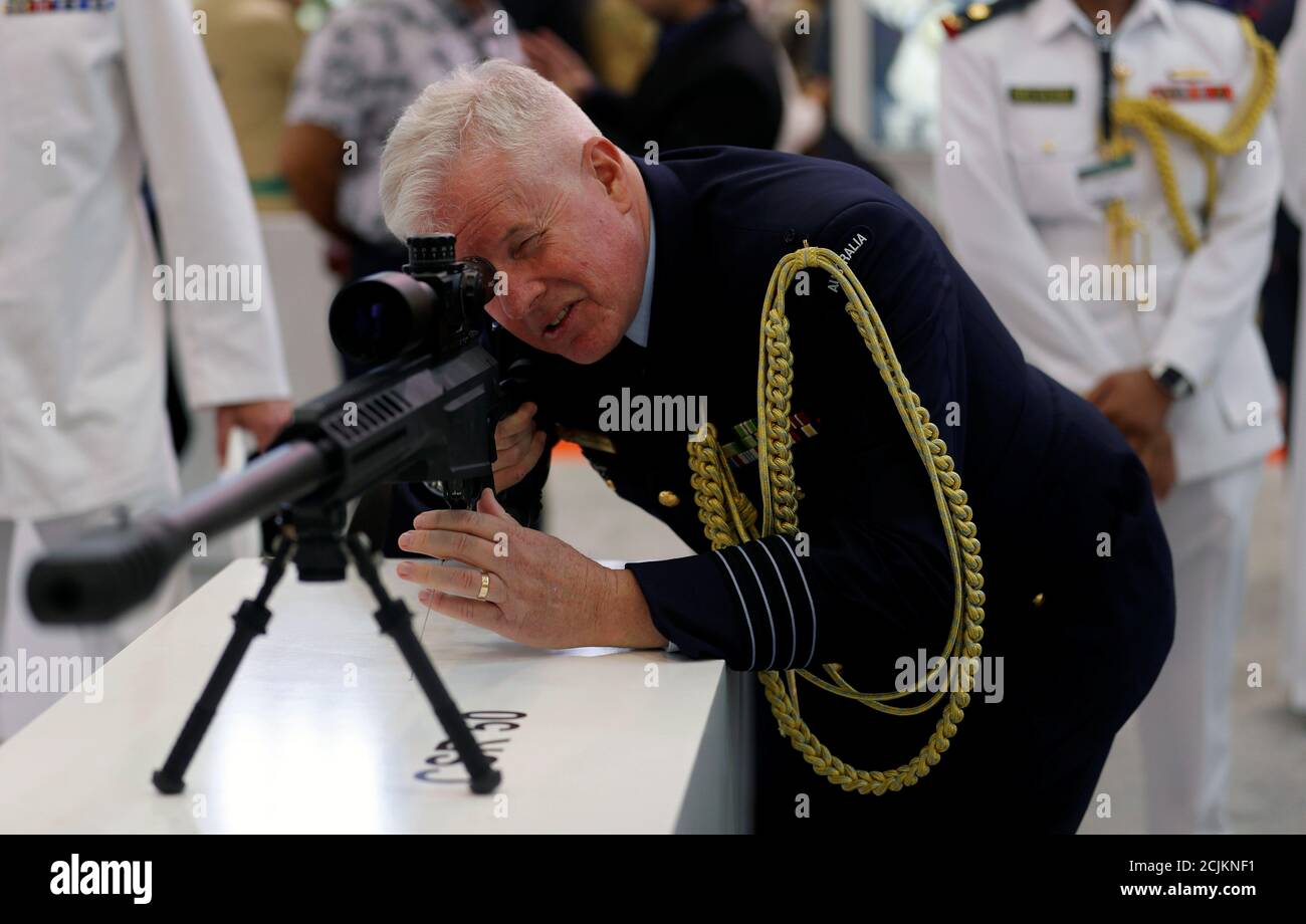 Uae defence exhibition hi-res stock photography and images - Alamy