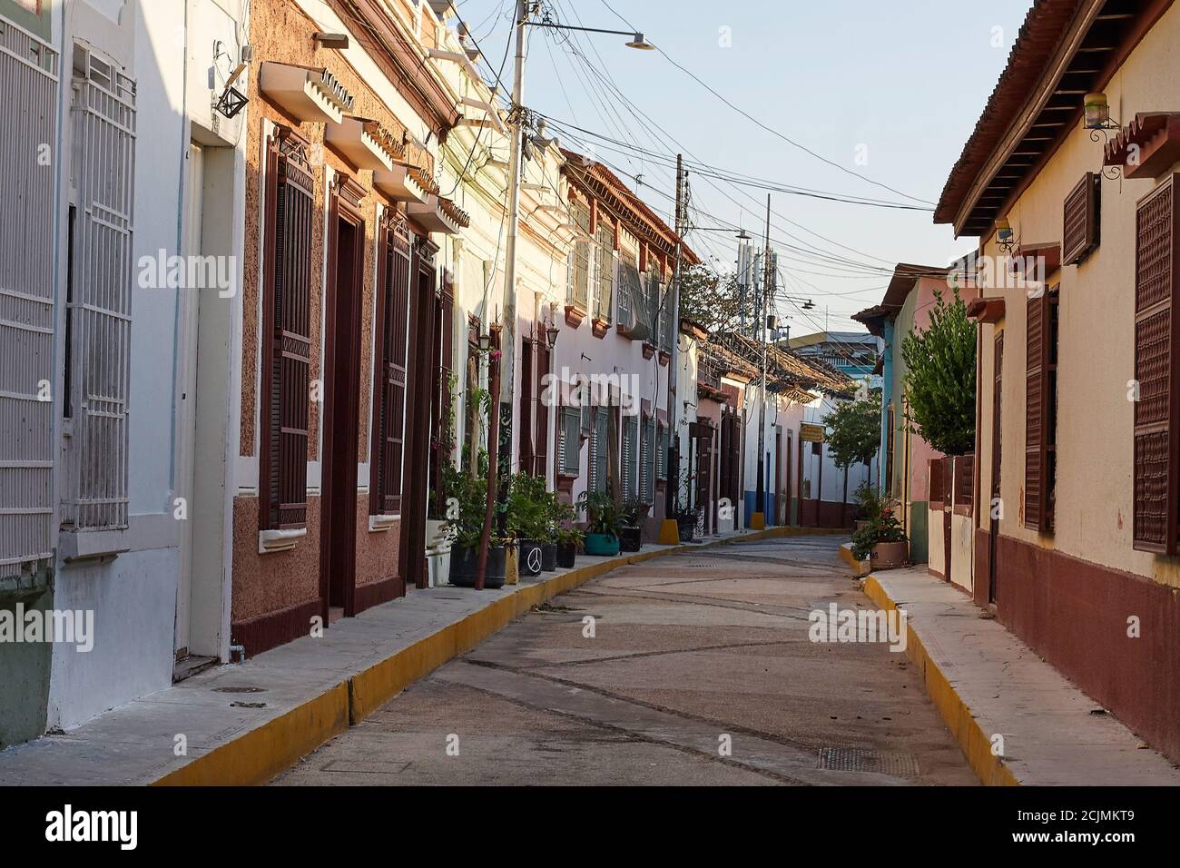 colonial street in a coastal town Stock Photo - Alamy