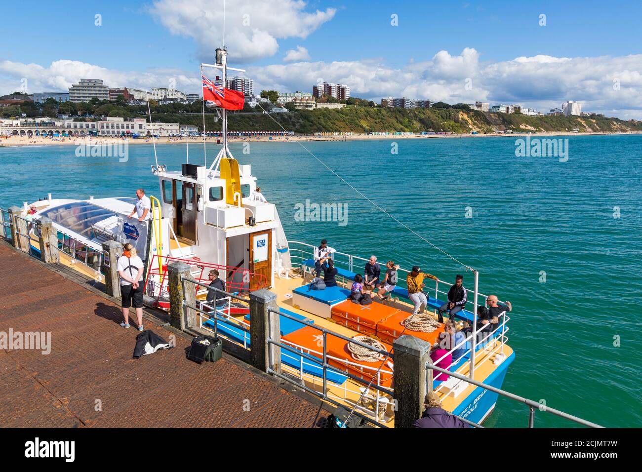 Dorset belle boat alongside bournemouth pier hi-res stock photography ...