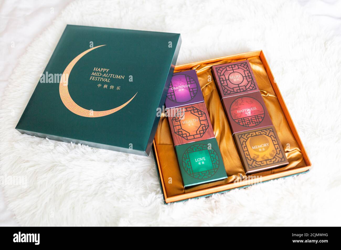 Moon cake gift box hi-res stock photography and images - Alamy