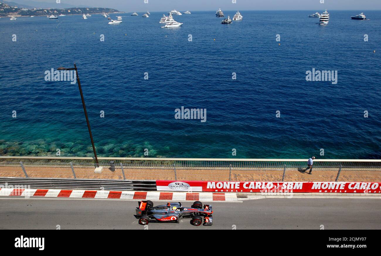 F1 car top view hi-res stock photography and images - Alamy