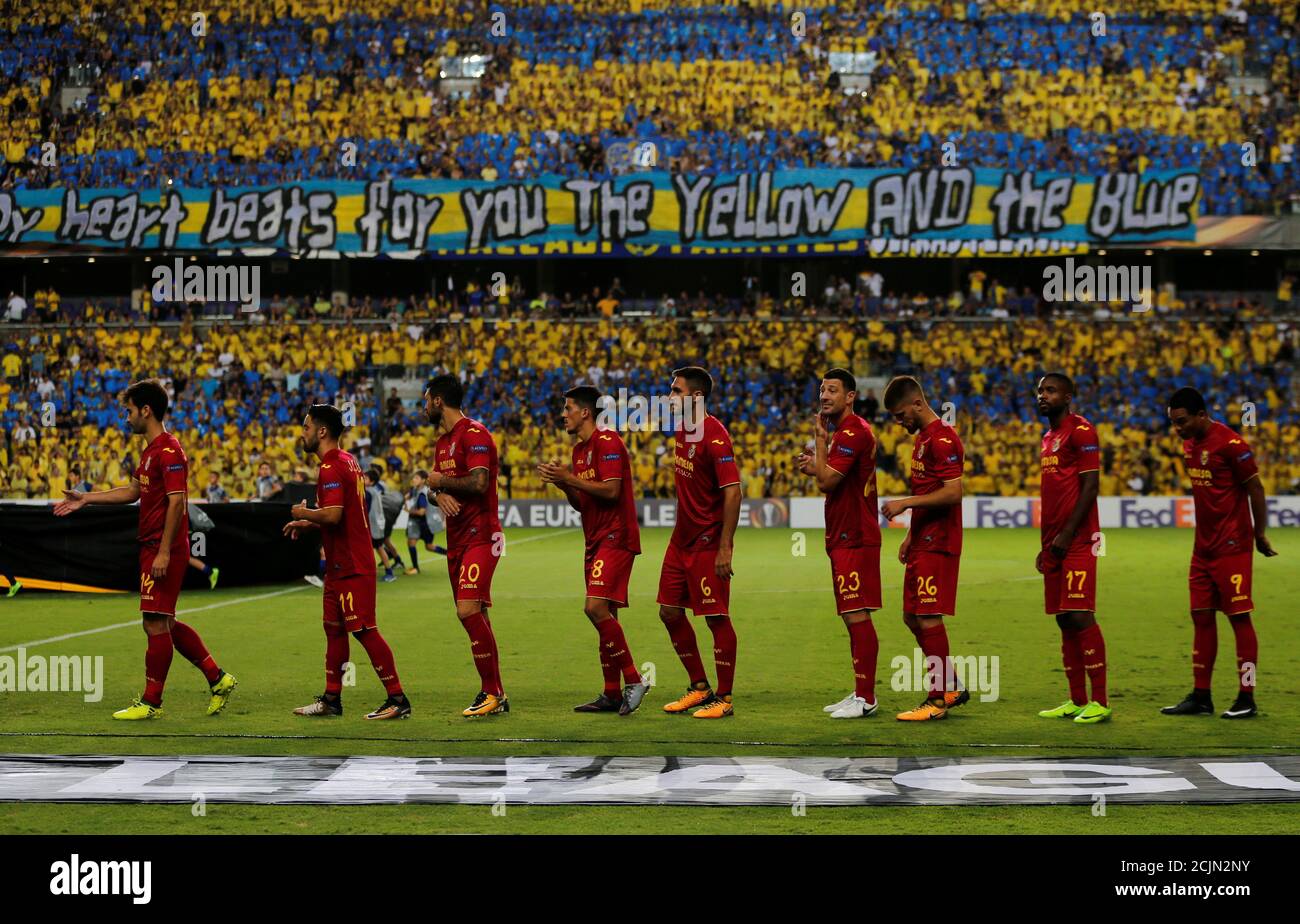 Villarreal line up hi-res stock photography and images - Alamy