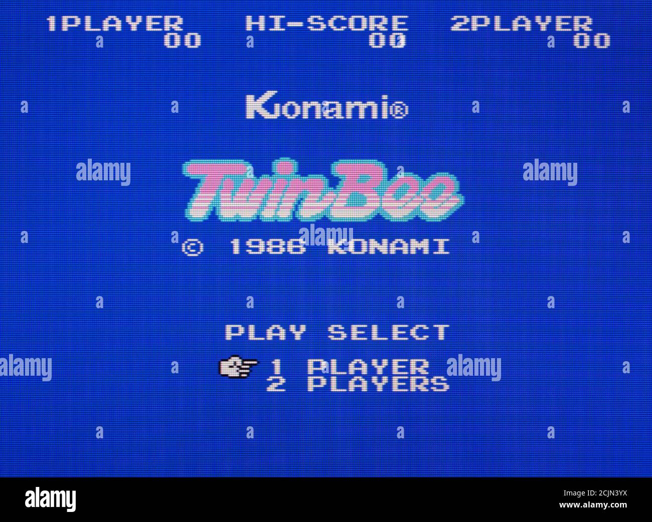 Twin Bee - Nintendo Entertainment System - NES Videogame - Editorial ...