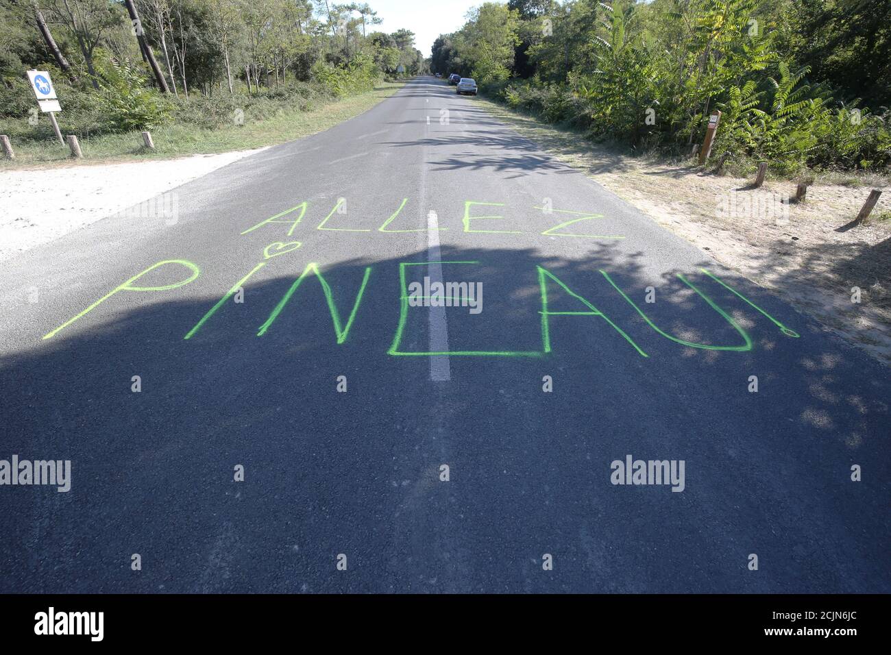 Allez la france hi-res stock photography and images - Alamy