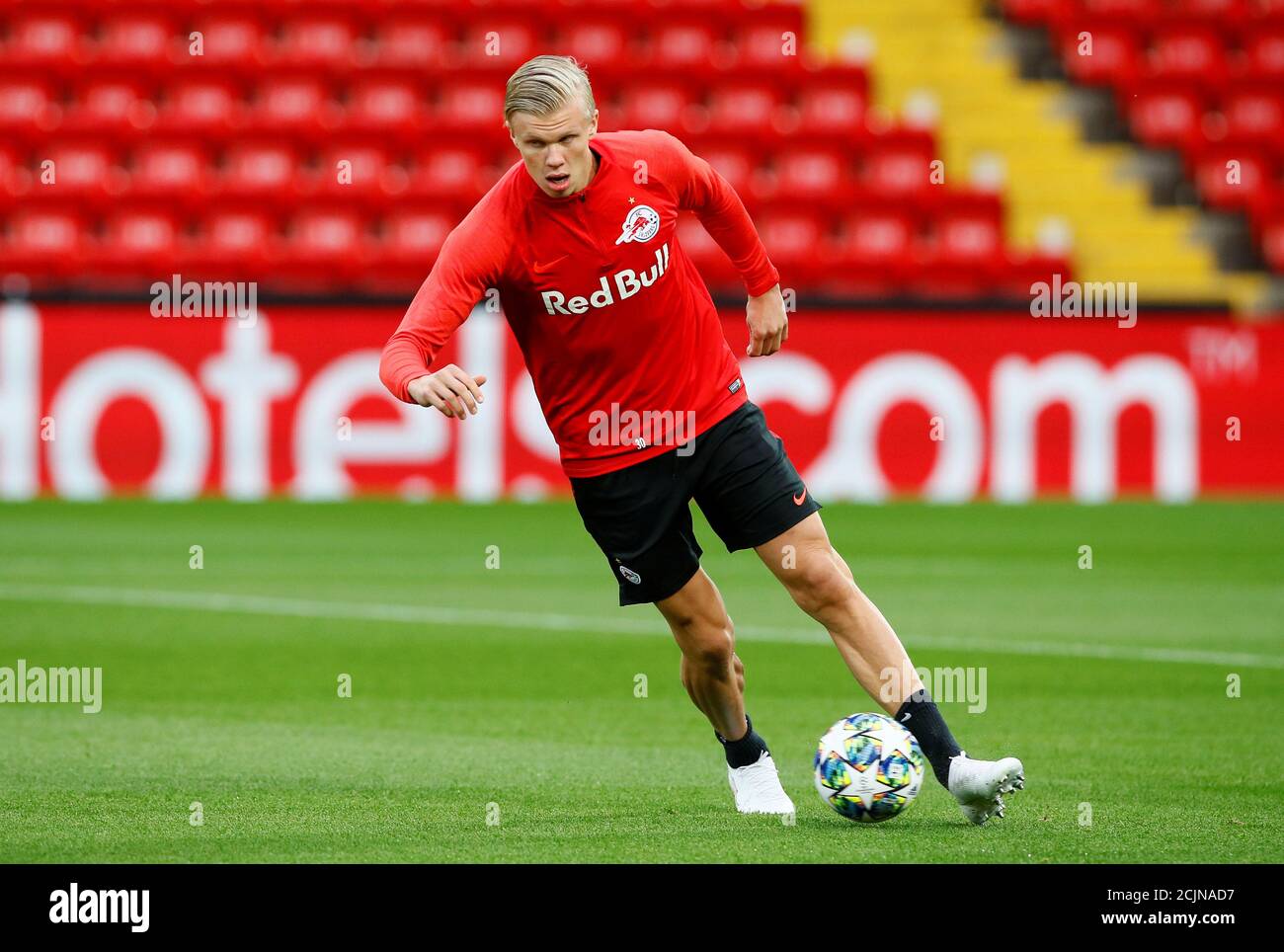 Erling haaland training hi-res stock photography and images - Alamy