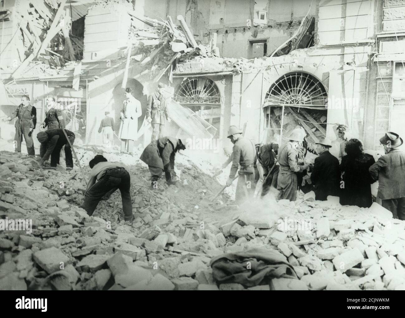 Guerra mondiale 2 ww2 hi-res stock photography and images - Alamy