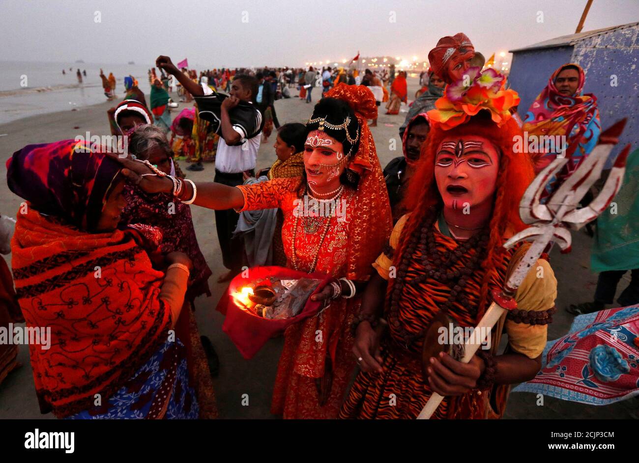 Goddess parvati hi-res stock photography and images - Alamy