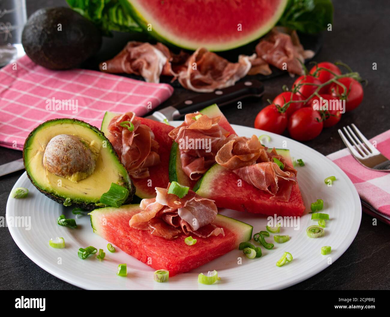Ham and avocado hi-res stock photography and images - Alamy