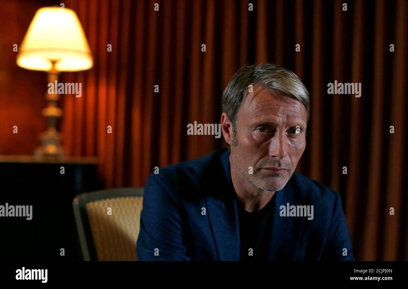 Mads mikkelsen doctor strange hi-res stock photography and images - Alamy