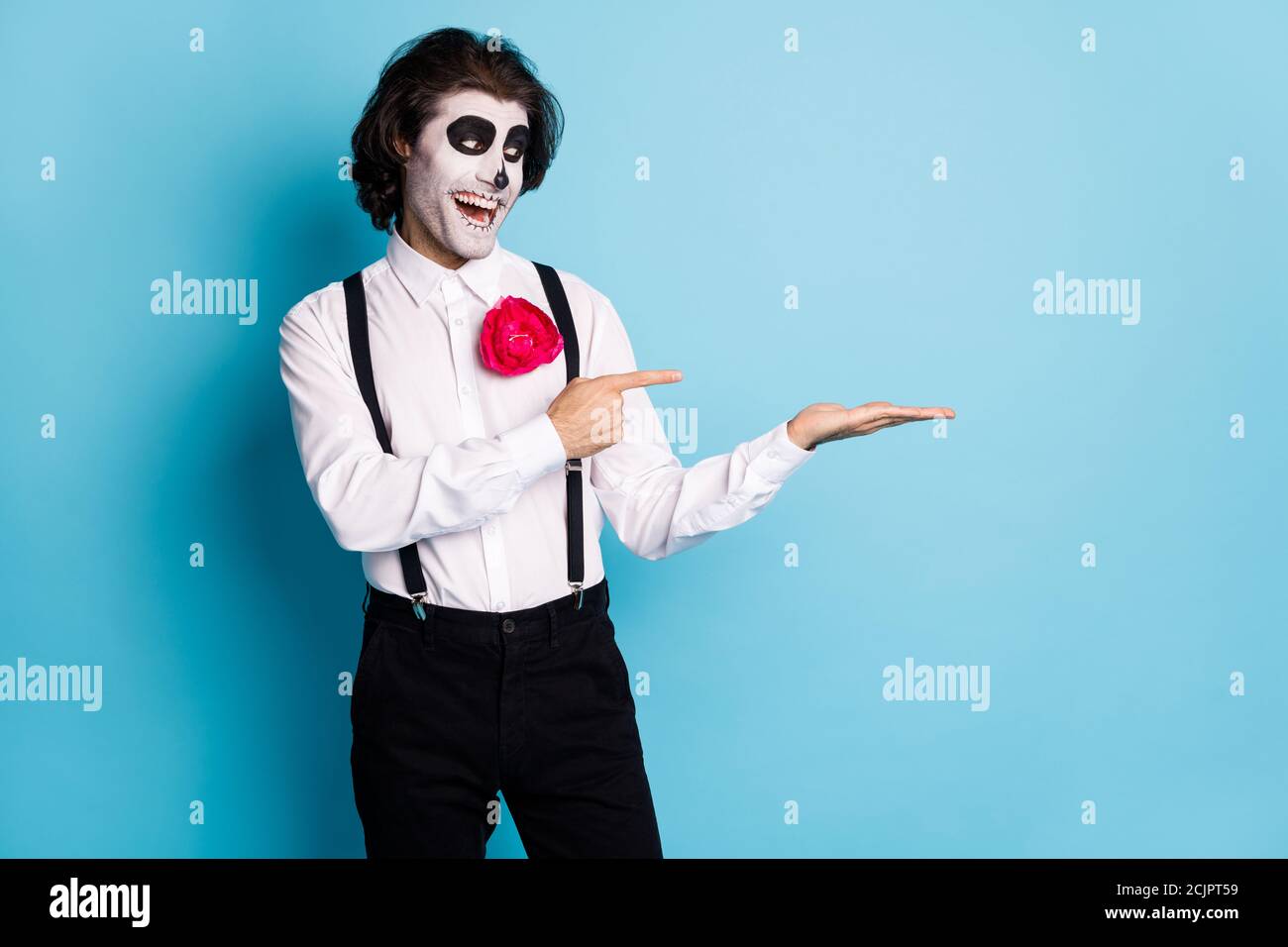 Portrait of his he handsome cheerful cheery glad creepy elegant guy ...