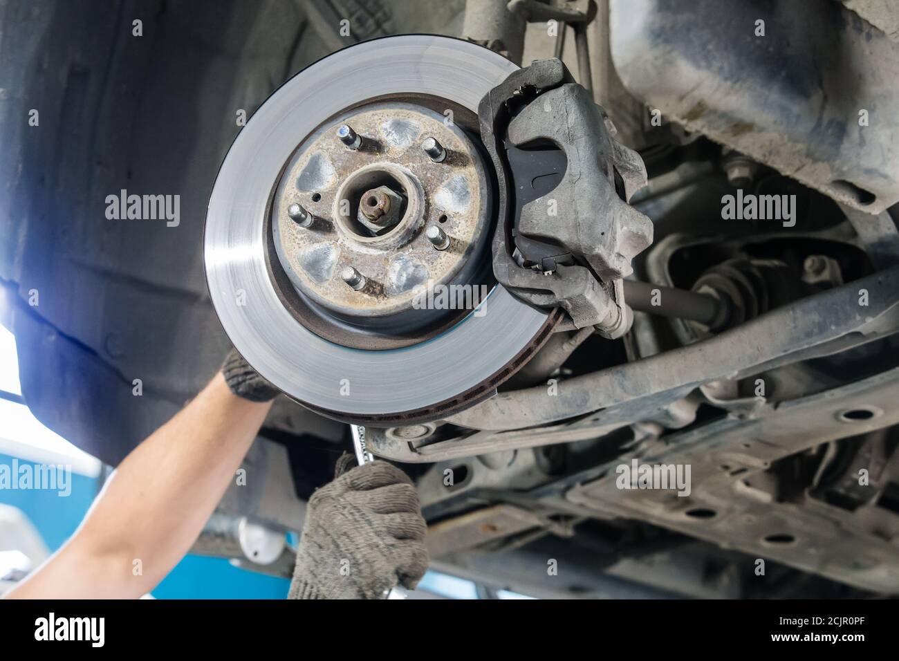Truck without wheels hi-res stock photography and images - Alamy