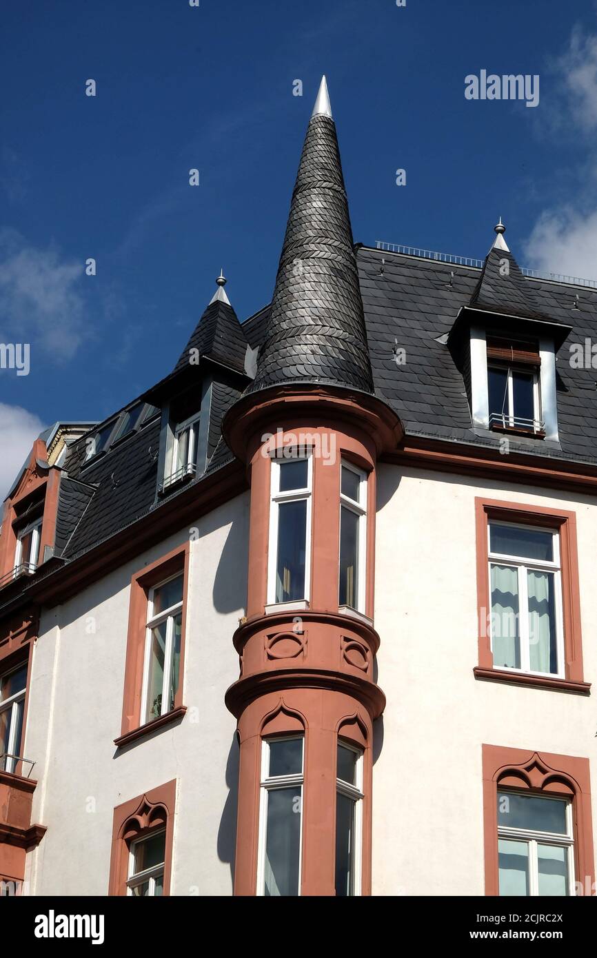 Low angle shot of a building Stock Photo - Alamy