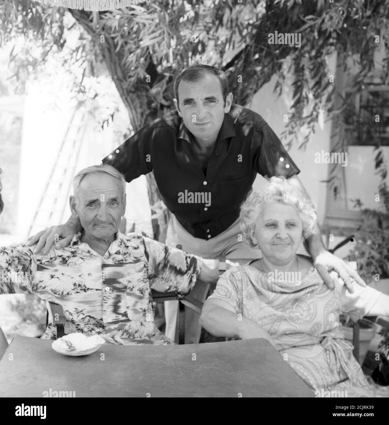 Madre figlio padre hi-res stock photography and images - Alamy