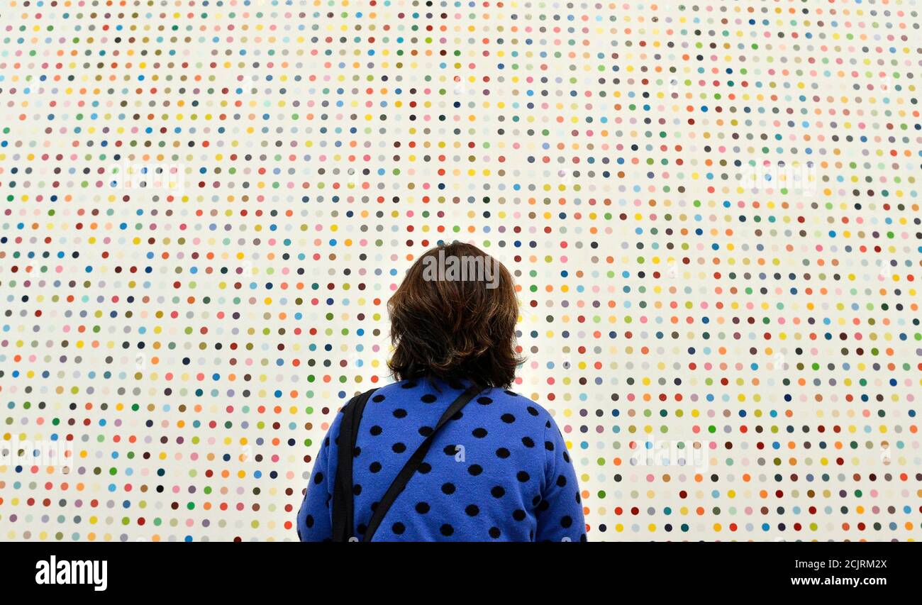 Damien hirst retrospective tate hi-res stock photography and images - Alamy
