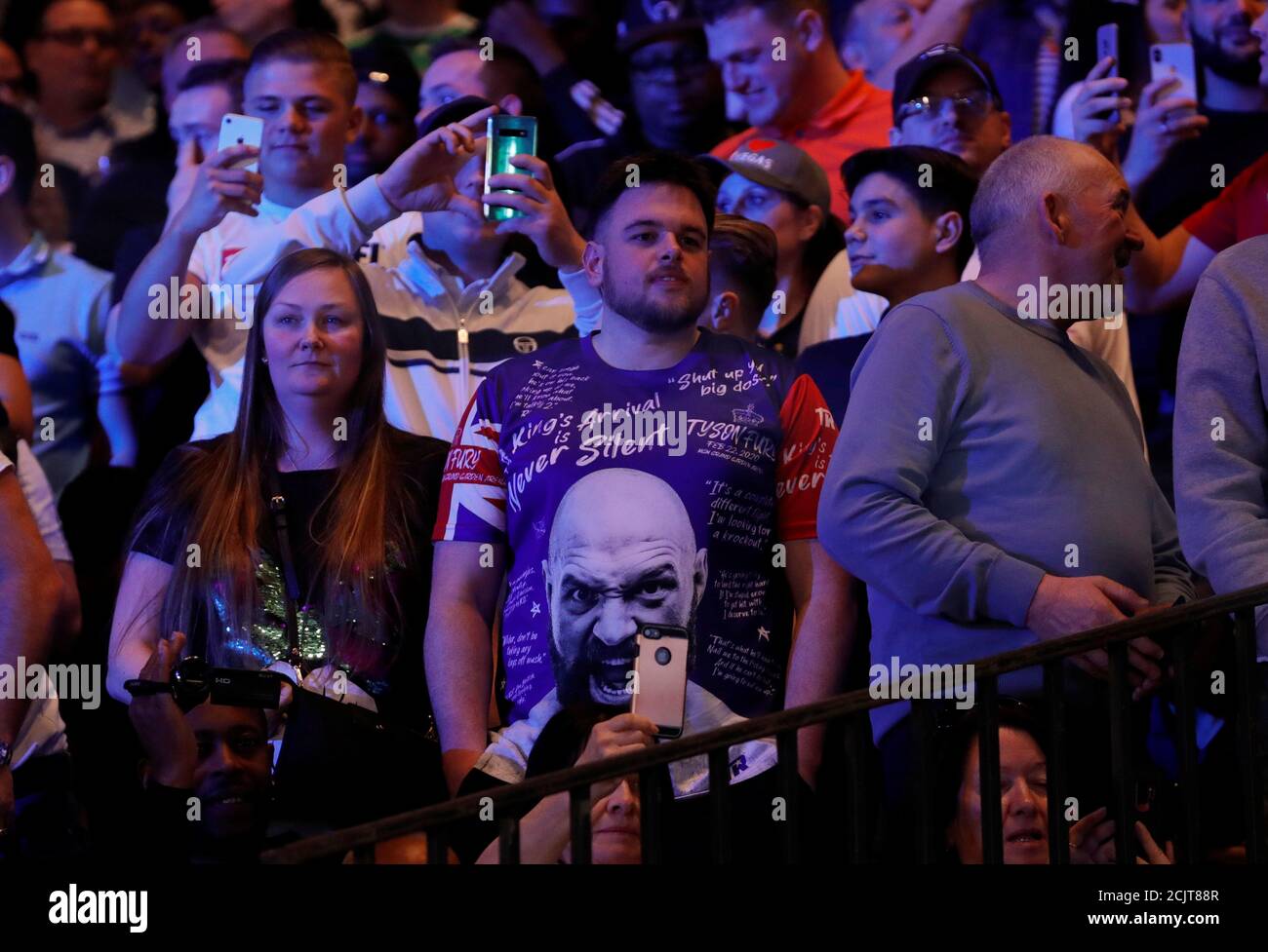 Boxing arena fans hi-res stock photography and images - Alamy