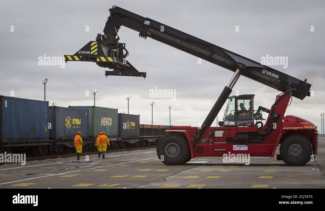 Khorgos border hi-res stock photography and images - Alamy