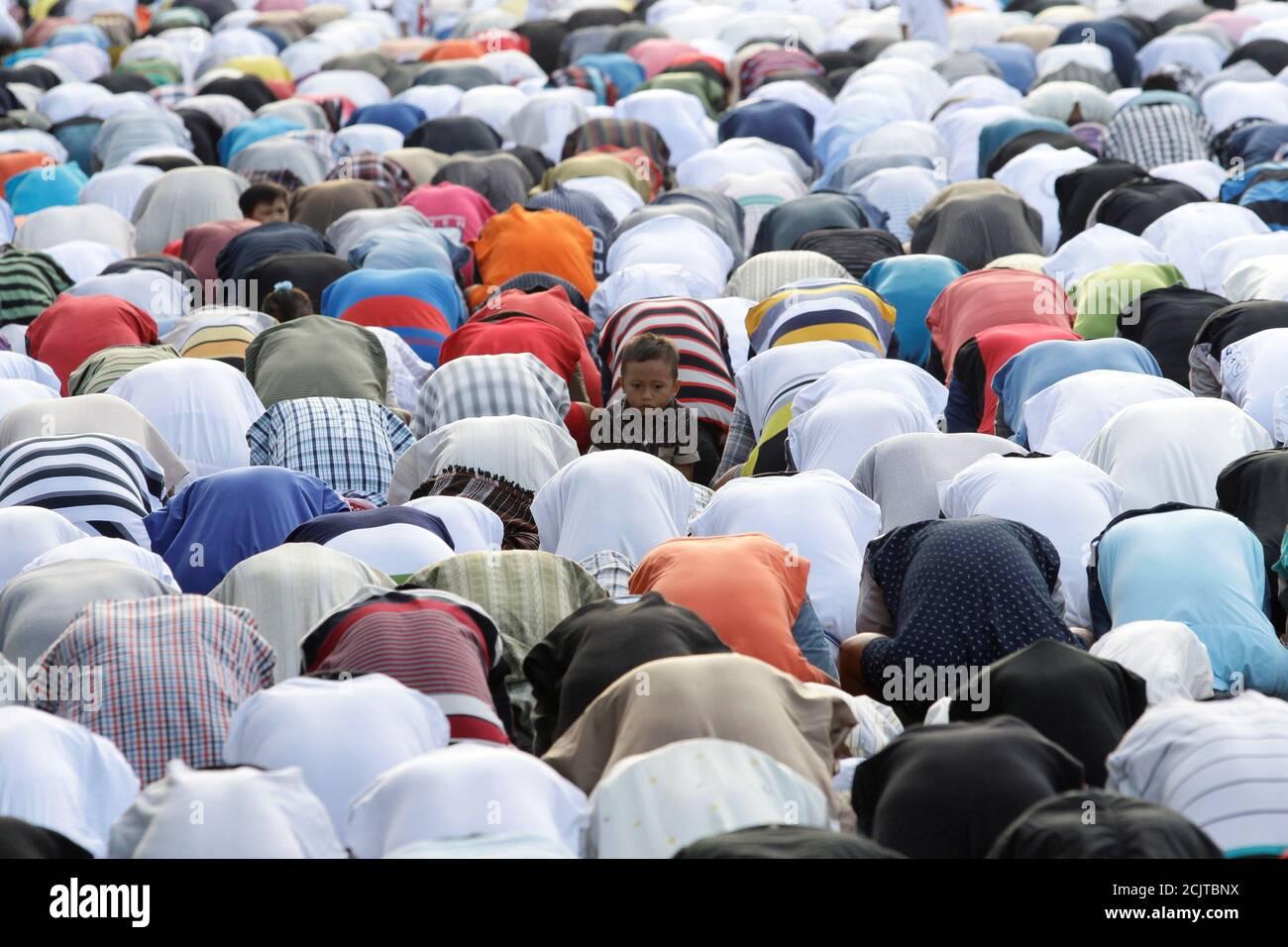 Filipino Muslims High Resolution Stock Photography and Images - Alamy