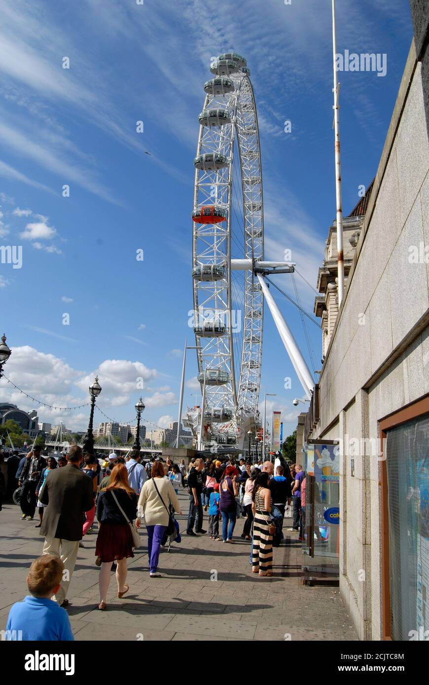 London skyline day eye hi-res stock photography and images - Alamy